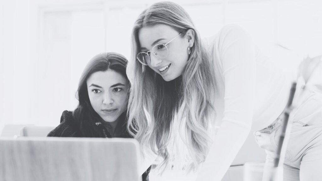 The 8 Characteristics of Creative People - DOOR International